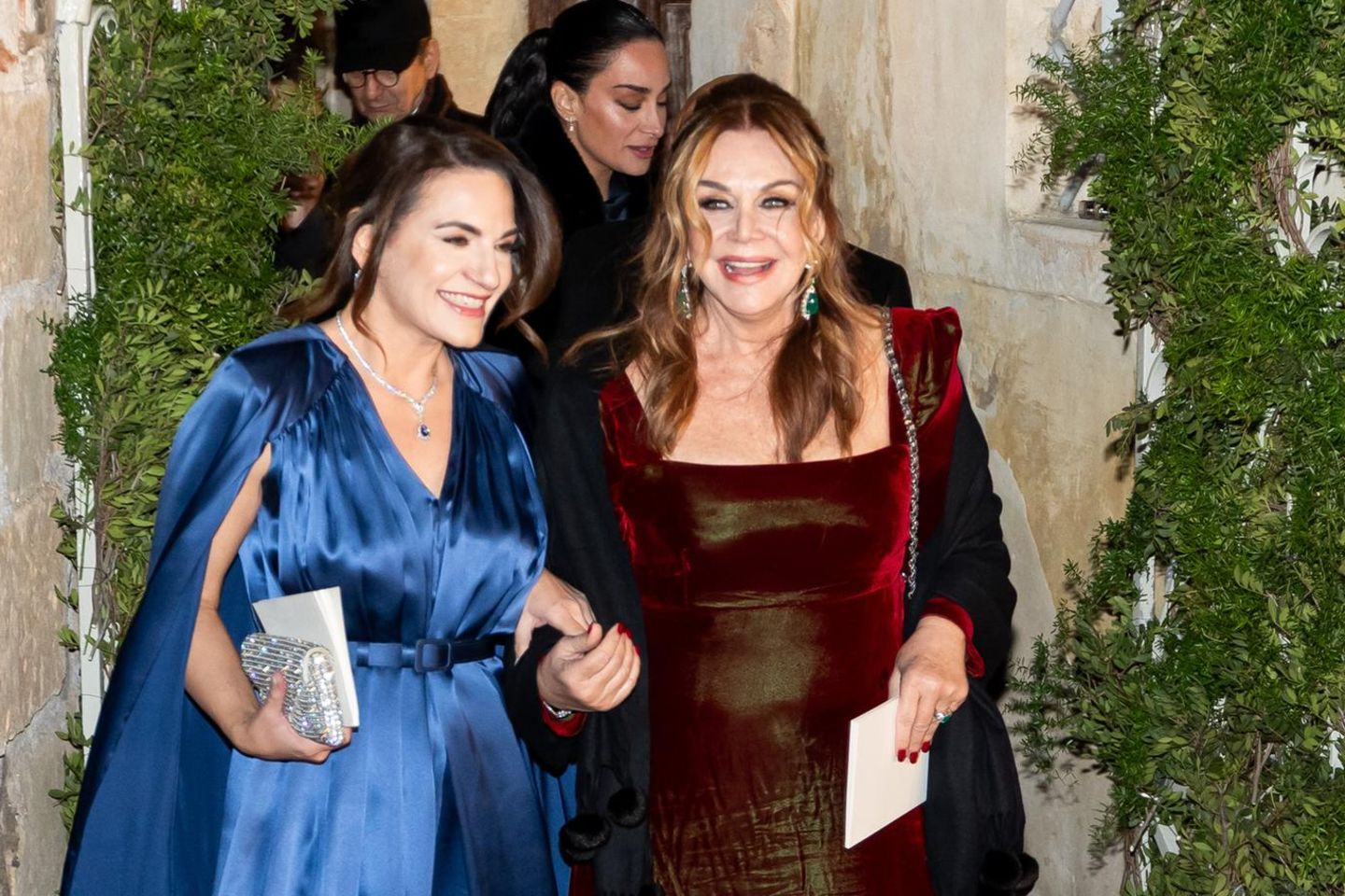 Prinz Nikolaos + Chrysi: SIE wurde an ihrer Hochzeit zum absoluten Star ...