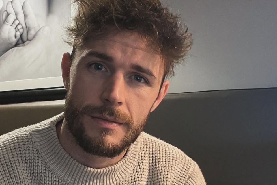 Callum Kerr: War es Mord? Netflix-Star verliert Eltern auf mysteriöse ...