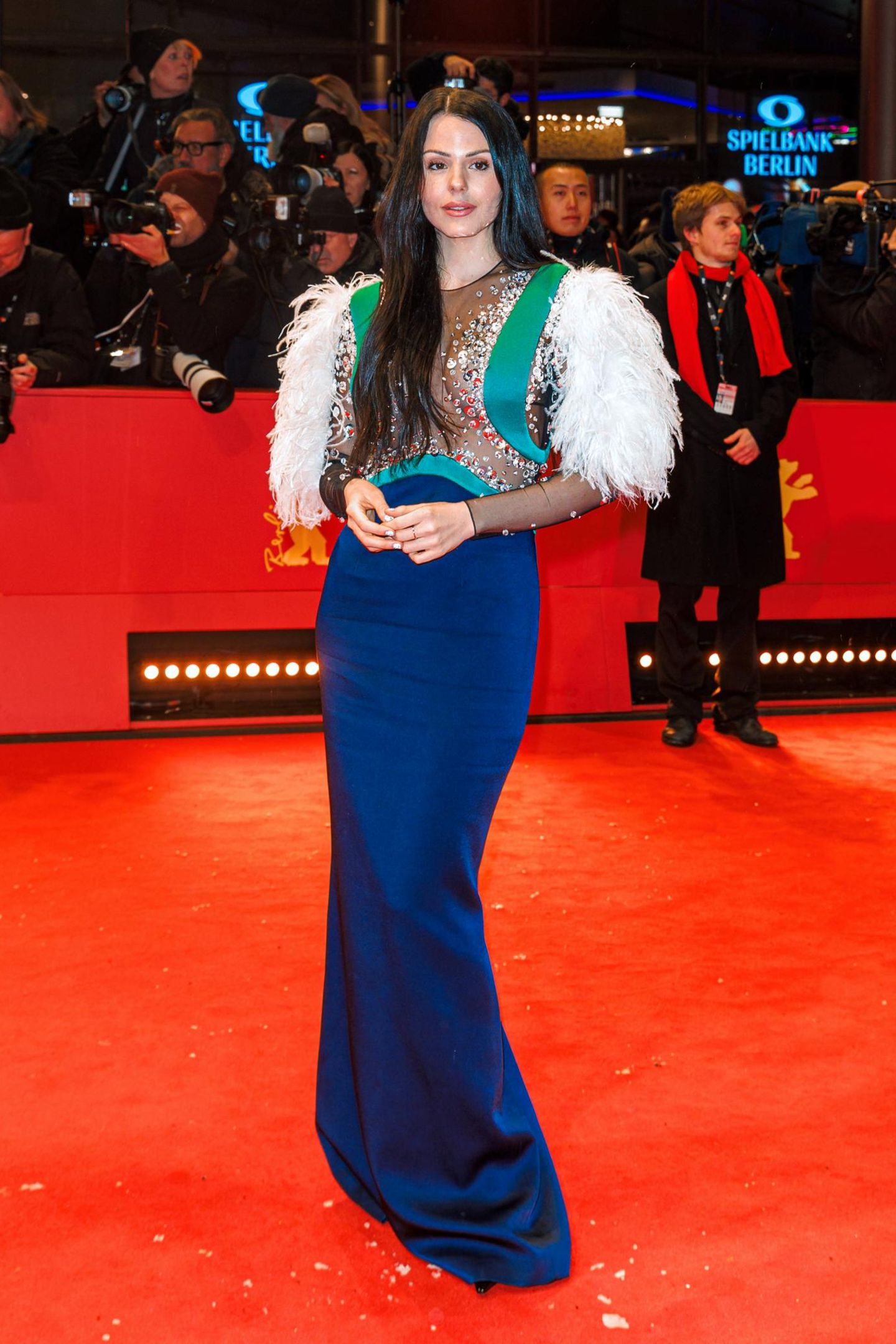 Bye bye, Berlinale! Das waren die schönsten Red-Carpet-Looks der 75. Filmfestspiele | GALA.de