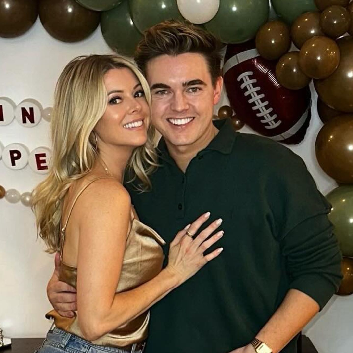 Entertainment Club Jesse Mccartney Girlfriend Katie 108 Jesse