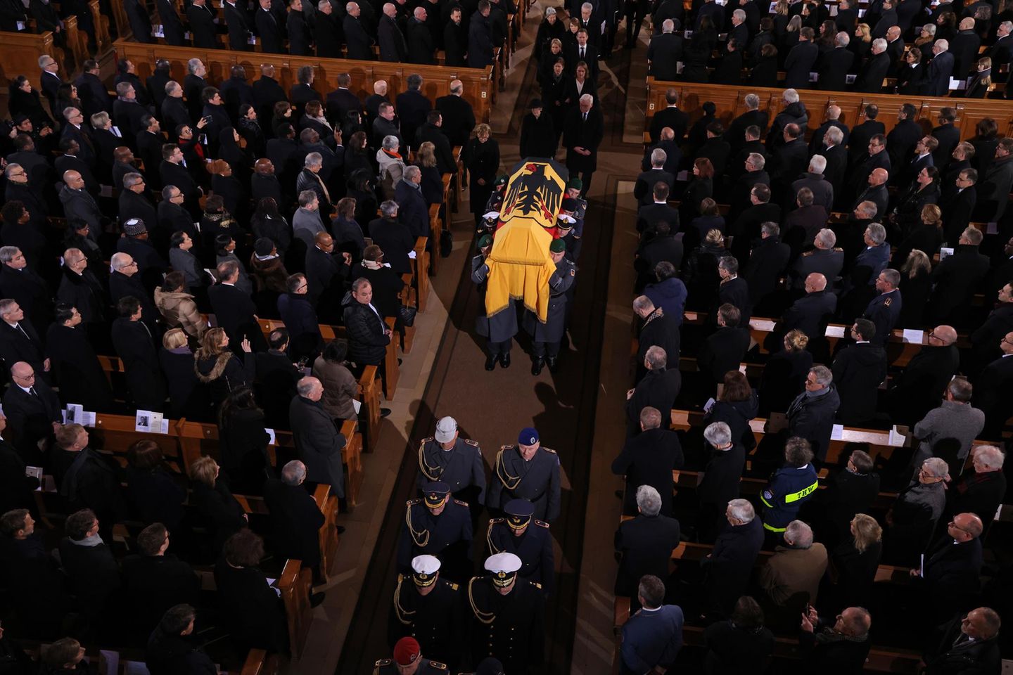 Horst Köhler: Die Bilder vom Staatsakt für den ehemaligen ...