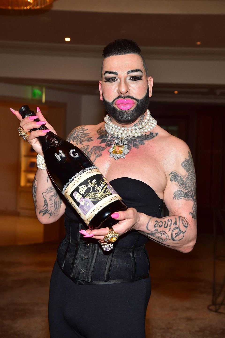 Harald Glööckler wird 60 Jahre alt: Sein pomöser Beautywandel | GALA.de