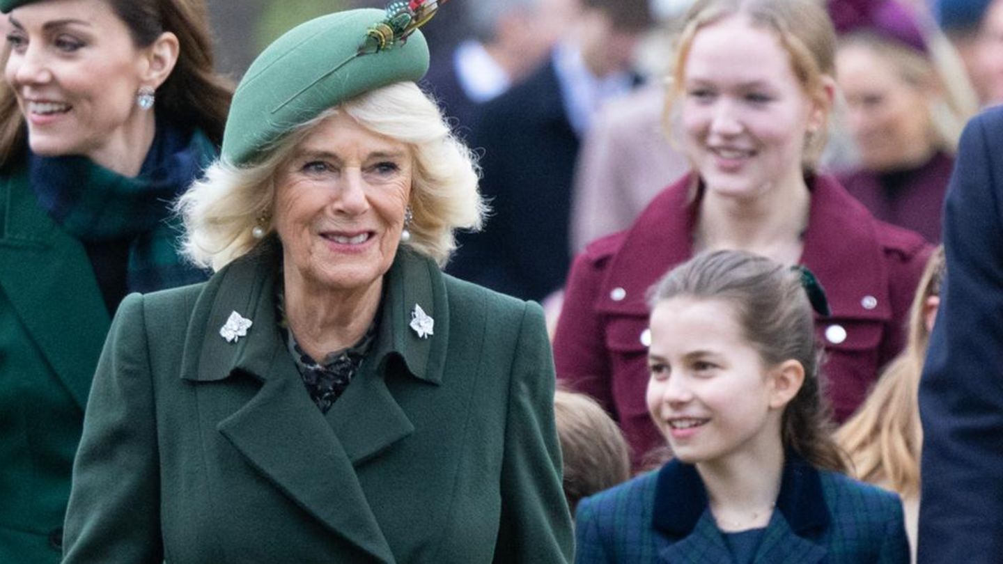 Prinzessin Charlotte: Partnerlook mit Camilla verrät gemeinsame ...
