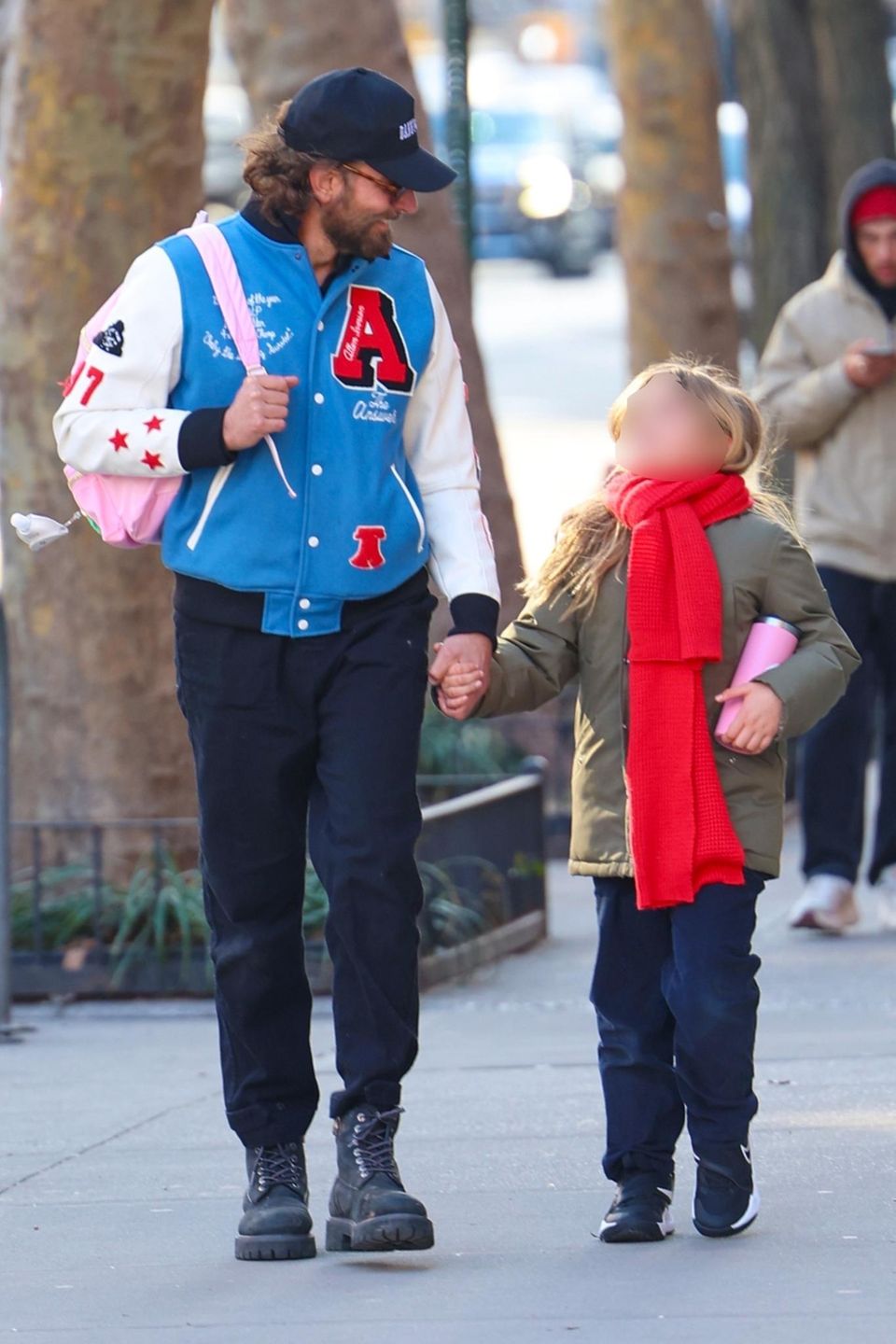 Ausgelassene Stimmung! Gal Gadot genießt Einkaufsbummel mit ihren ...