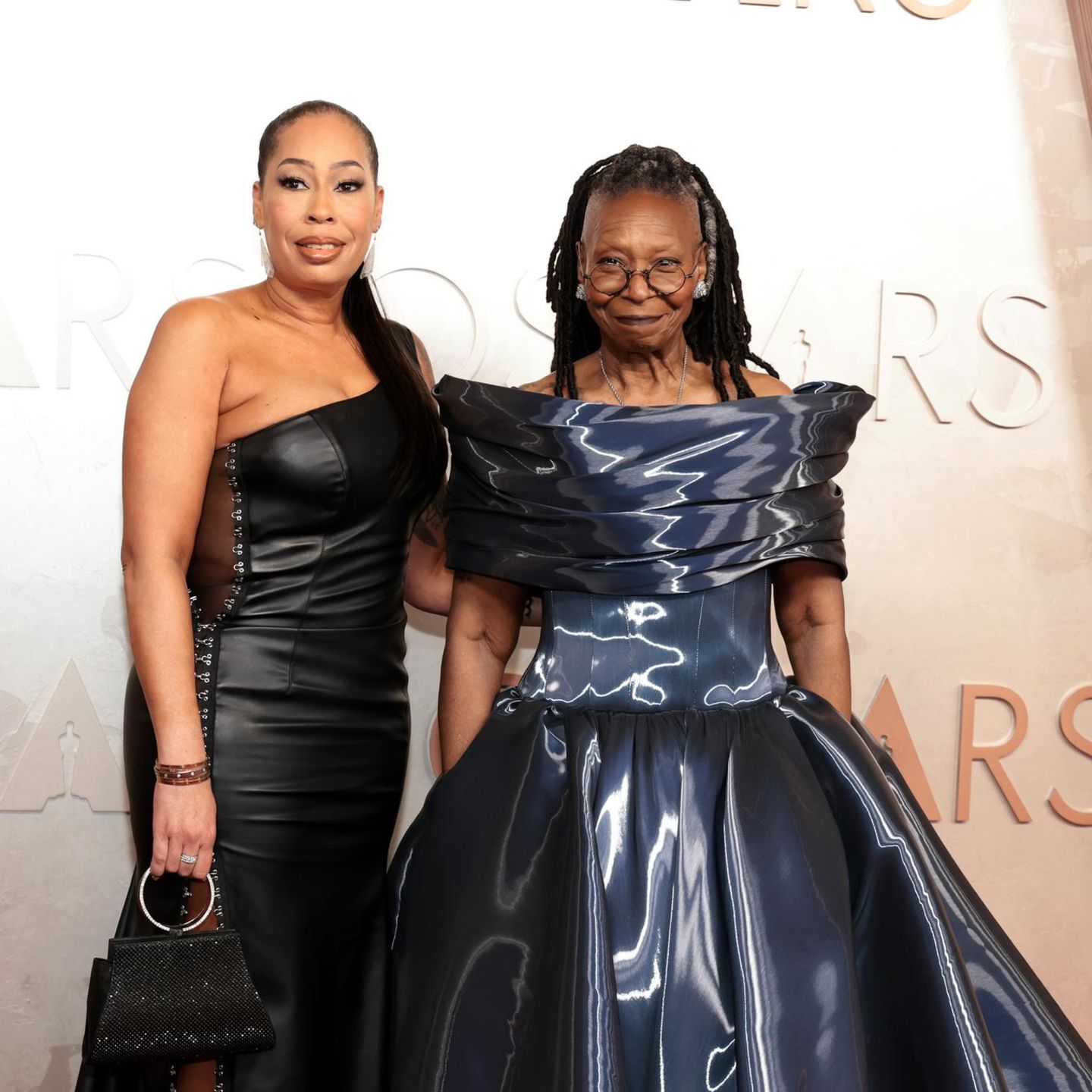 Cara Jasmim E Whoopi Goldberg
