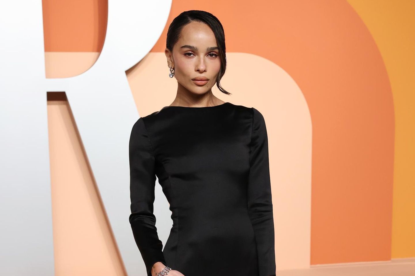 Zoë Kravitz: Oscar-Kleid präsentiert ihren nackten Po | GALA.de