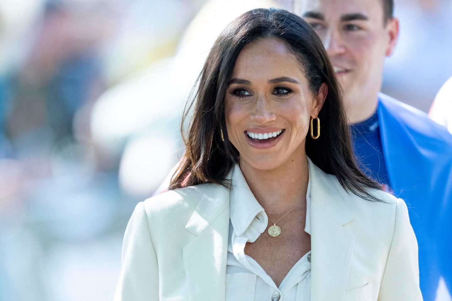 Herzogin Meghan : Warum Meghan für ihre Outfit-Details Häme im Netz bekommt