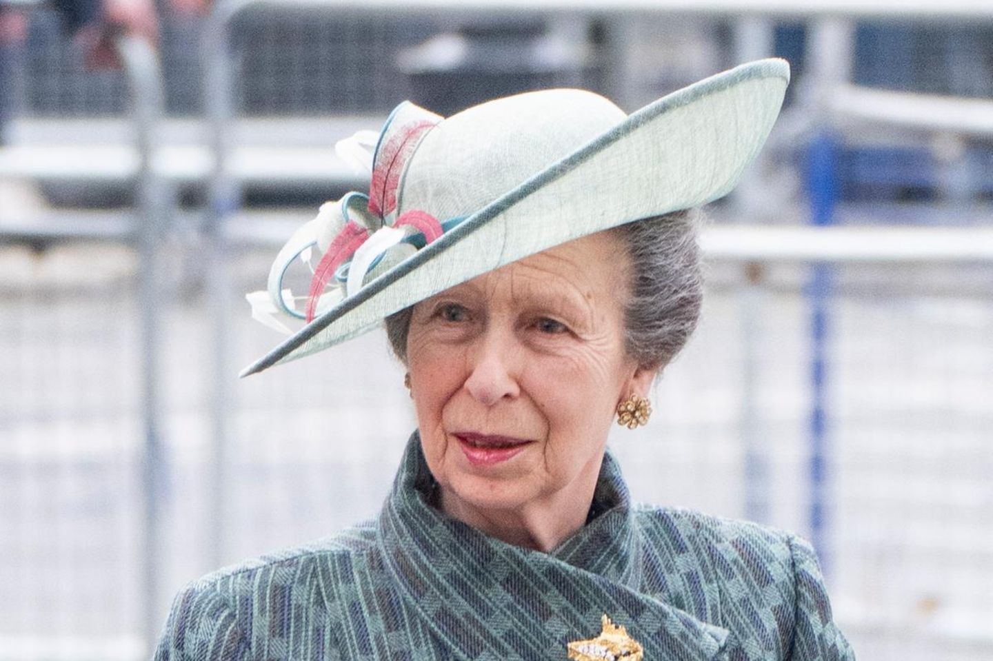 Prinzessin Anne: Angespannter Moment mit Kate und William | GALA.de