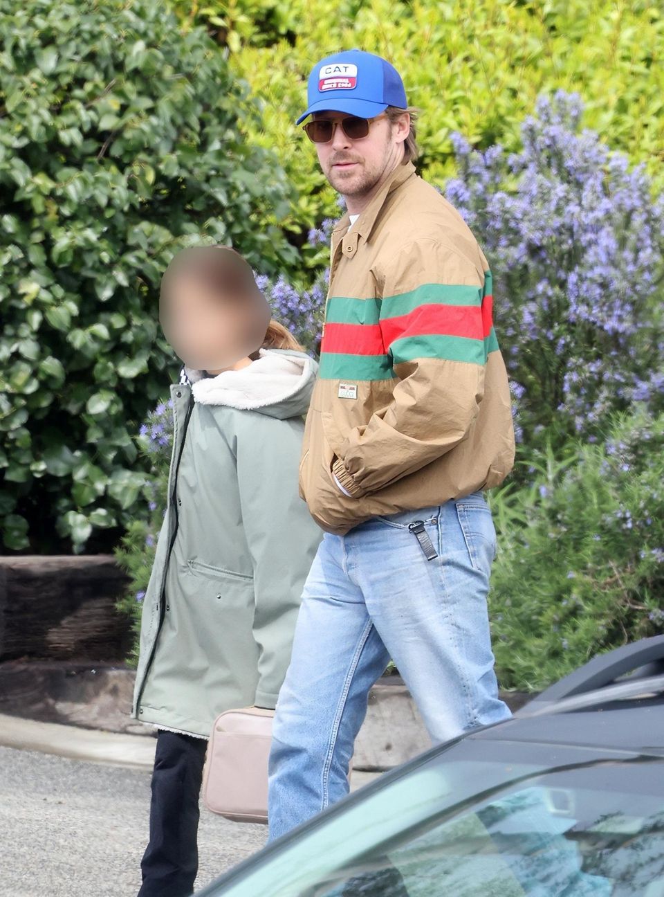 Kaia Gerber bei Dinner gesichtet – aber nicht mit Partner Lewis Pullman ...