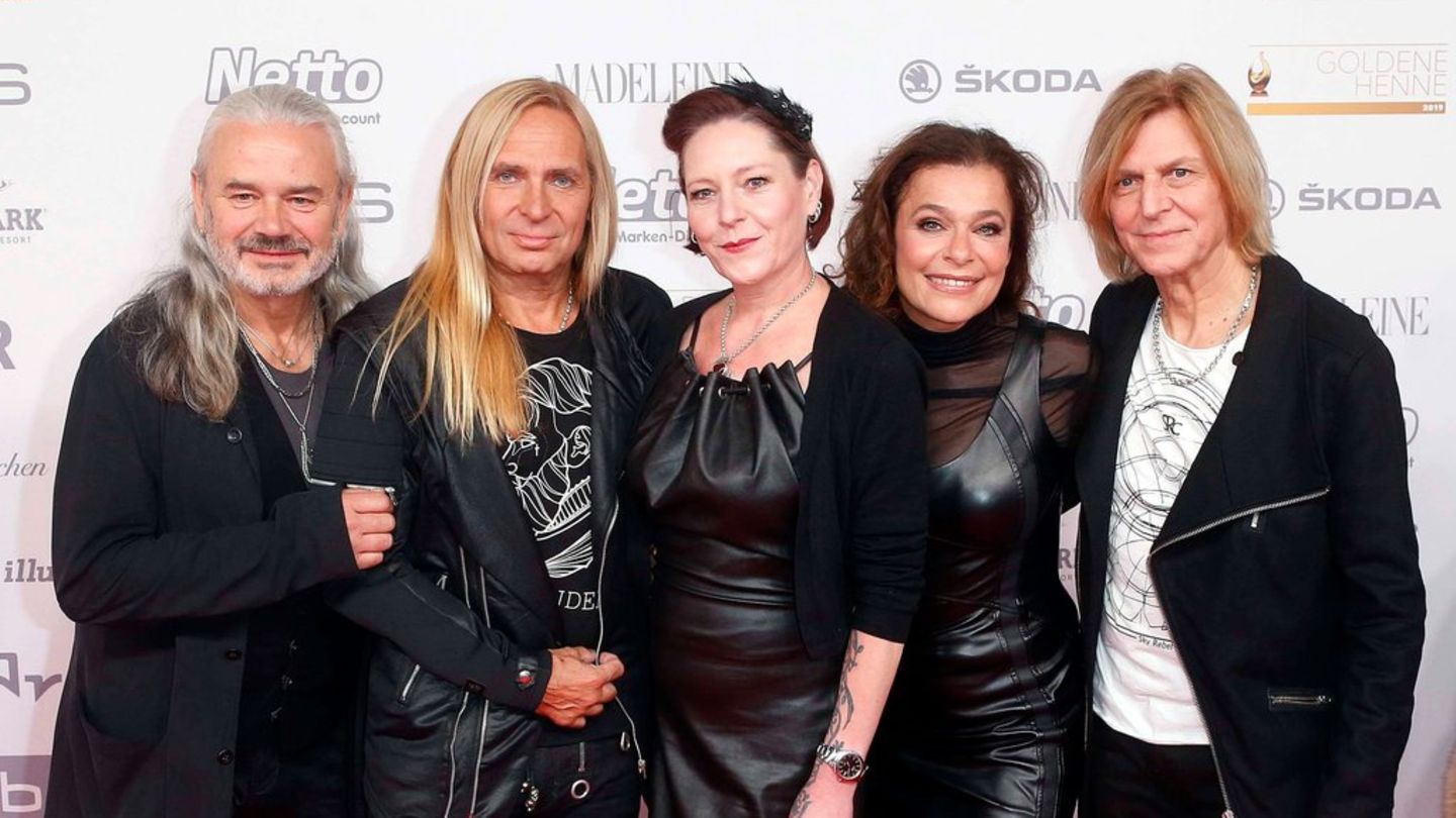 Trauer um Sängerin AnNa R.: Band Silly teilt bewegendes Statement | GALA.de