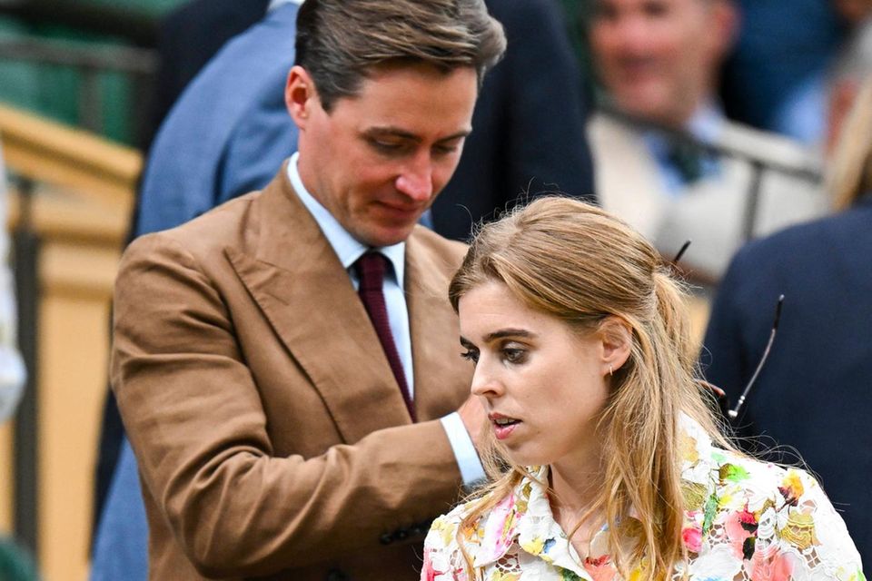 Prinzessin Beatrice weint wochenlang um Baby Athena: "Fühlte sich nicht ...