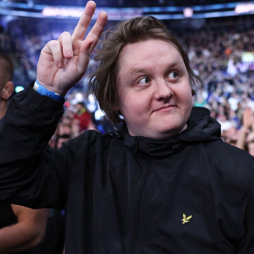 Lewis Capaldi - Starporträt, News, Bilder | GALA.de
