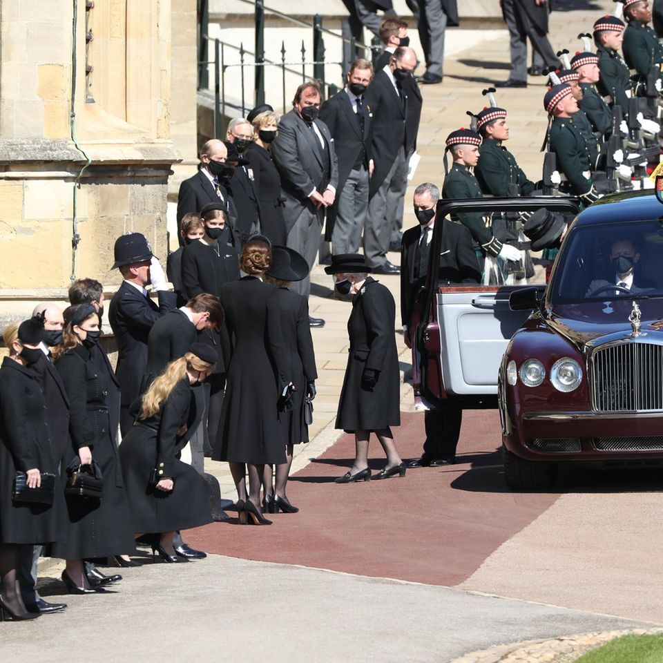 Queen Elizabeth + Prinz Philip: Das war ihre Liebesgeschichte | GALA.de