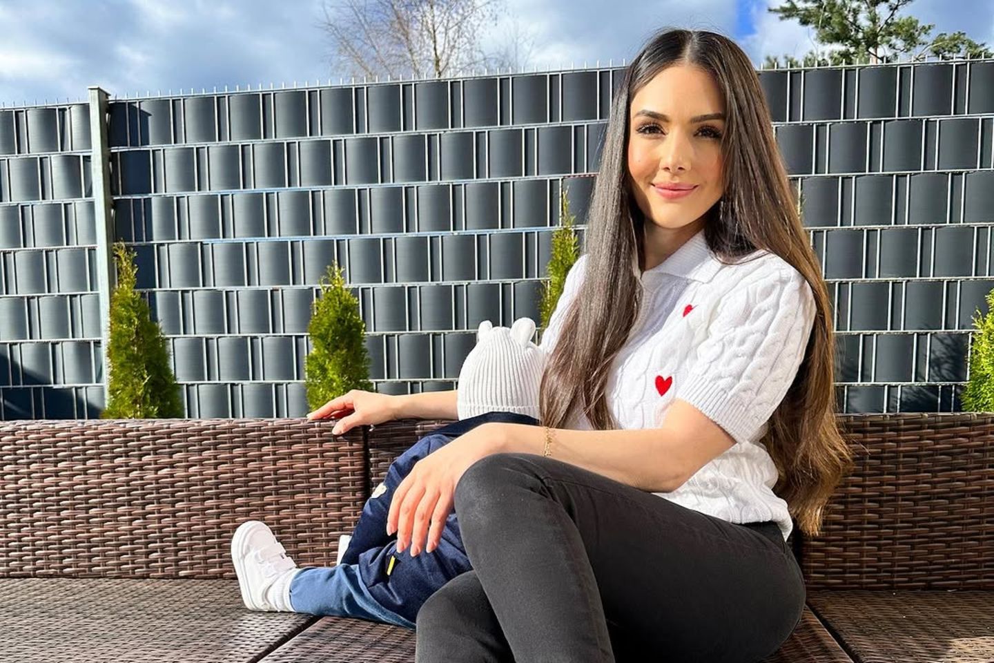 DSDS-Sängerin Katharina Eisenblut bestätigt die Geburt ihrer Tochter ...