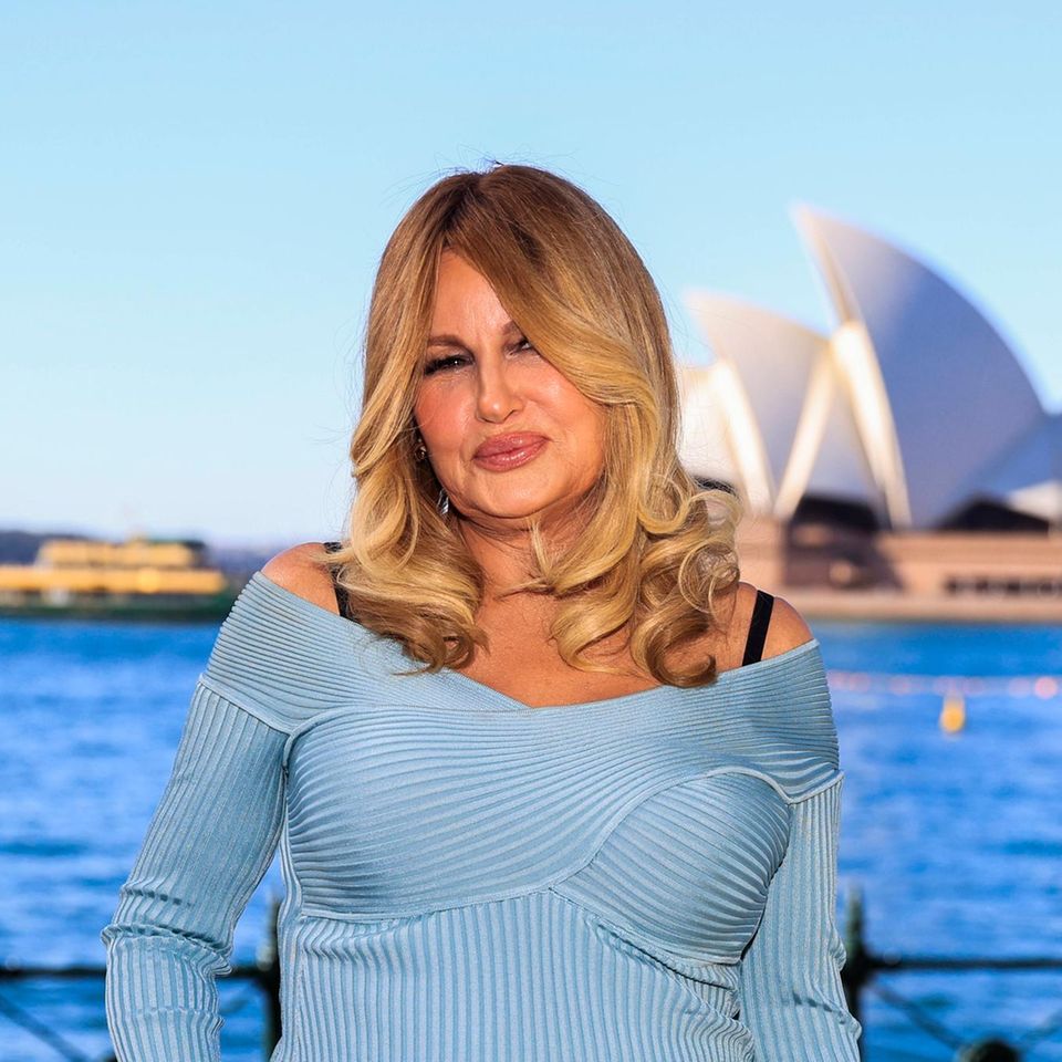 Jennifer Coolidge - Starporträt, News, Bilder | GALA.de