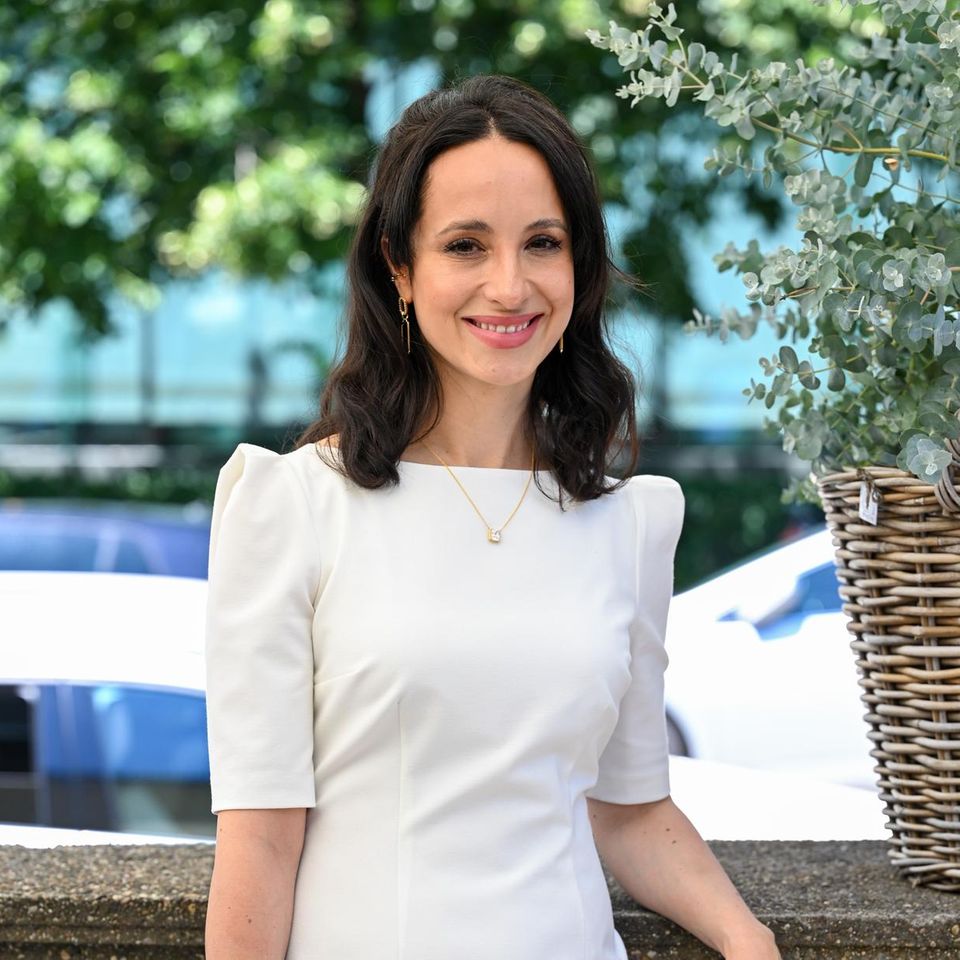 Queen Elizabeth: Mit Anna Wintour auf der London Fashion Week | GALA.de