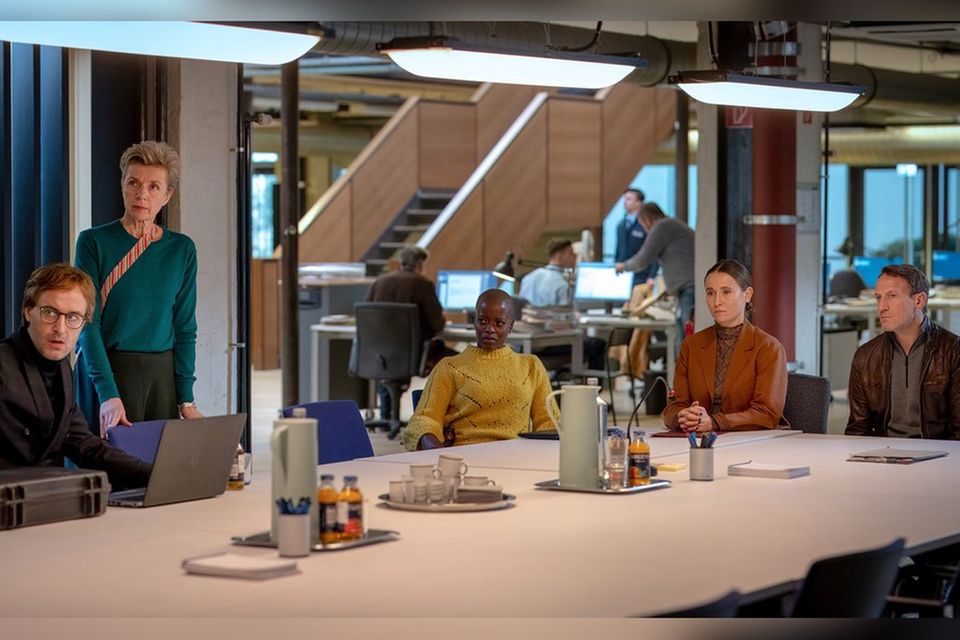 "Tatort: Im Wahn": Starkes Ensemble um Wotan Wilke Möhring | GALA.de