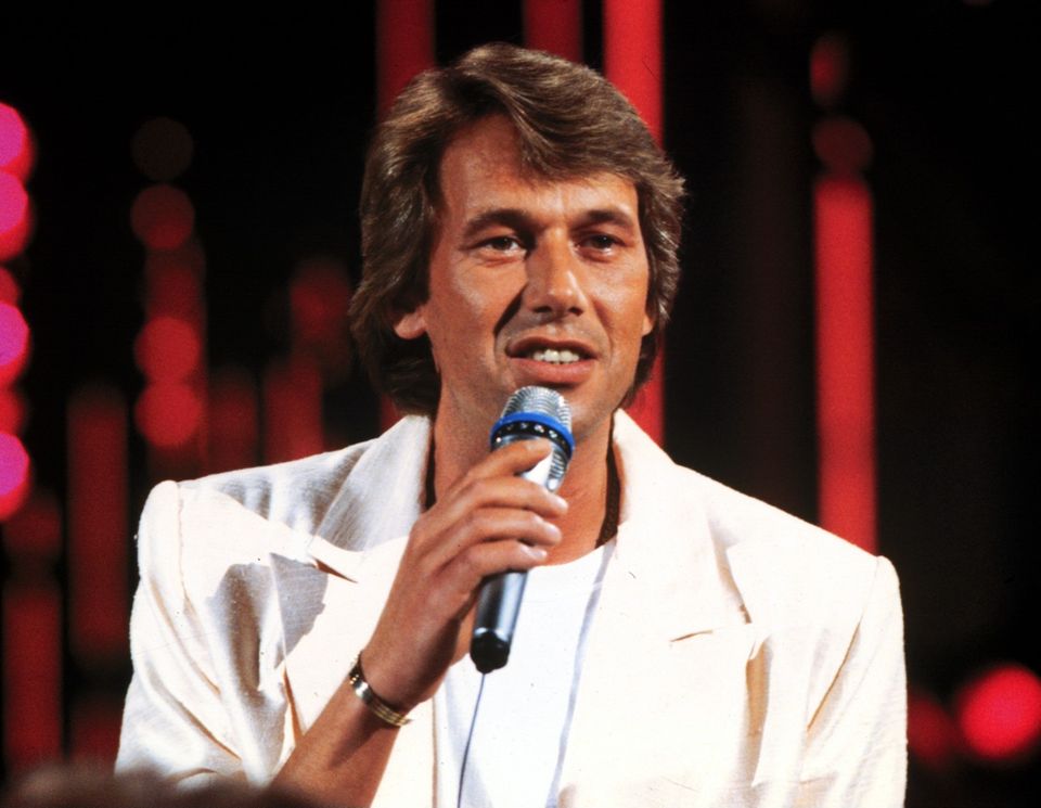 Roland Kaiser wird 73: Sein Leben in Bildern! Vom Findelkind zum ...