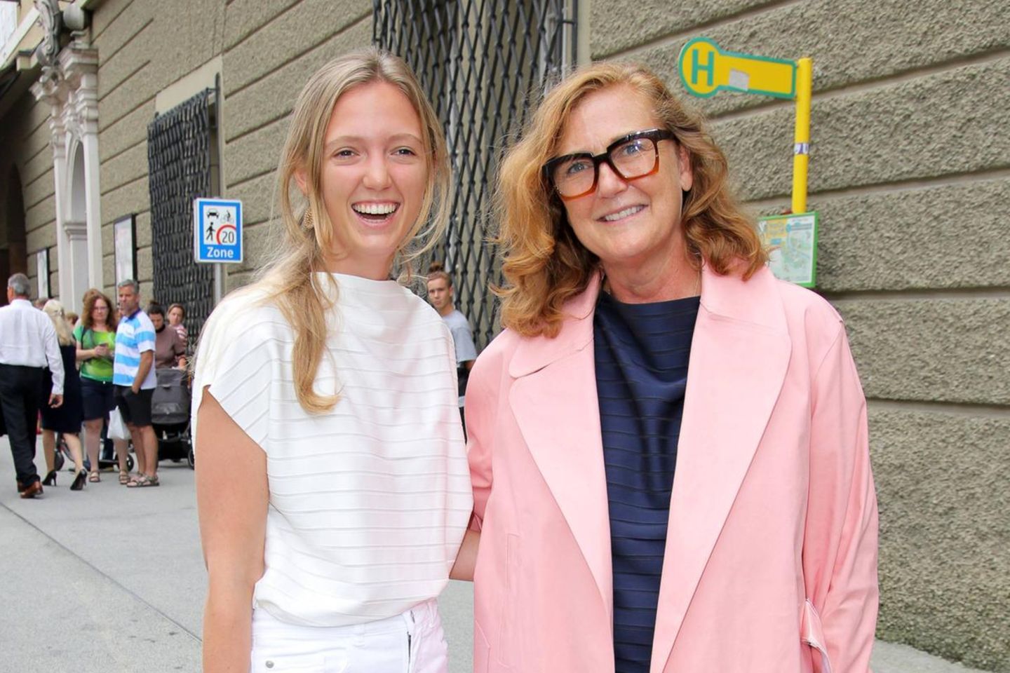 Royals: Herbst-Hochzeit! Große Freude bei Eleonore d'Ambrosio-Habsburg ...