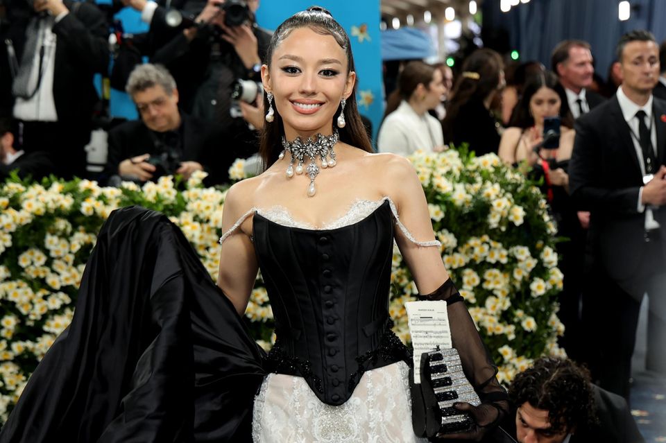 Gina Alice Redlinger: Best dressed bei Met Gala! Wer ist die Deutsche ...