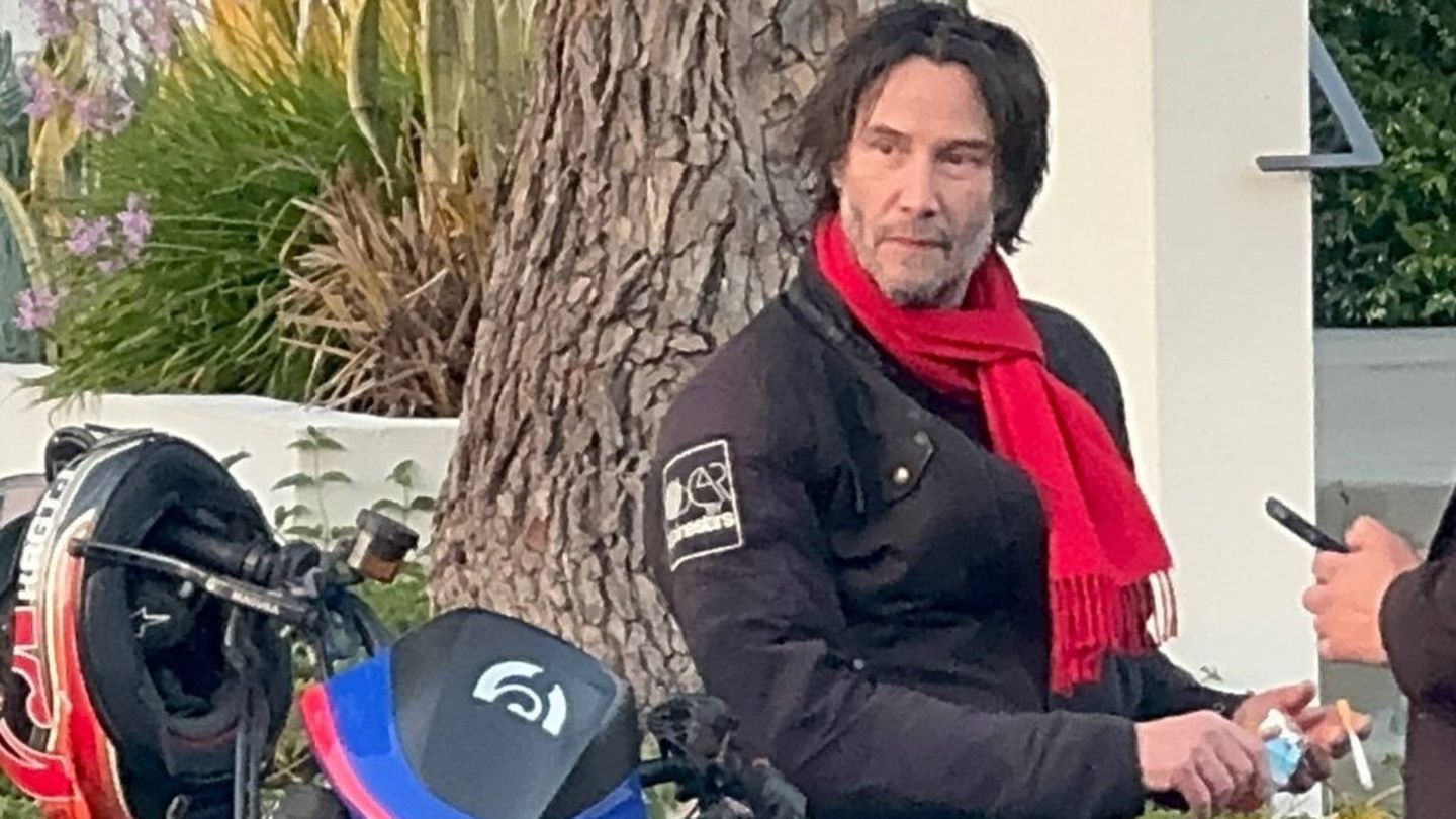Keanu Reeves: Auf eigenem Bike zur "John Wick"-Doku | GALA.de
