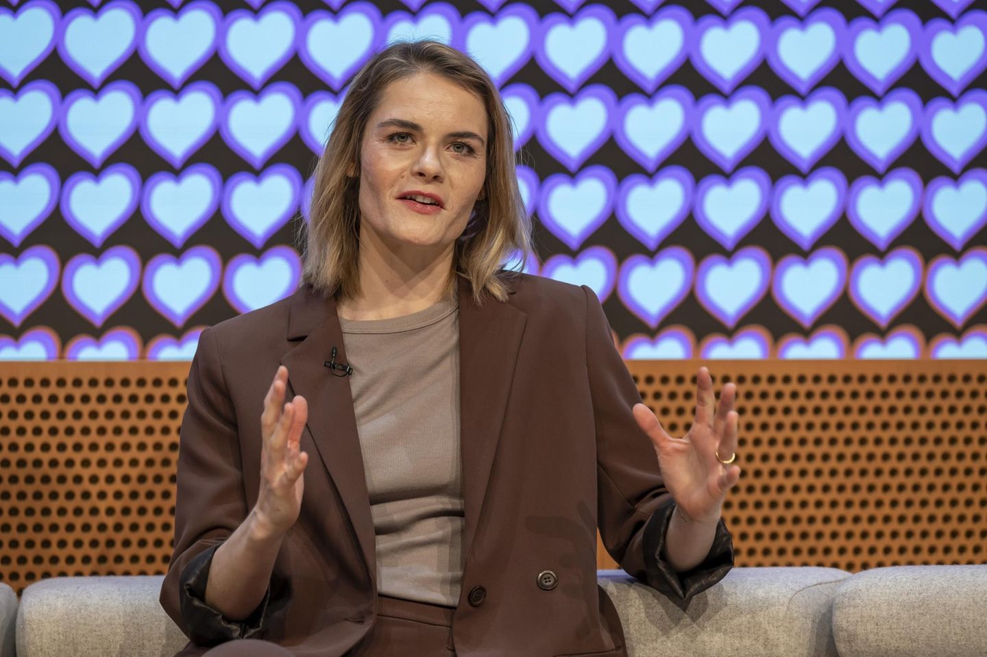 ESC-Moderatorin Hazel Brugger: "Wenn also irgendwas schiefgeht ...