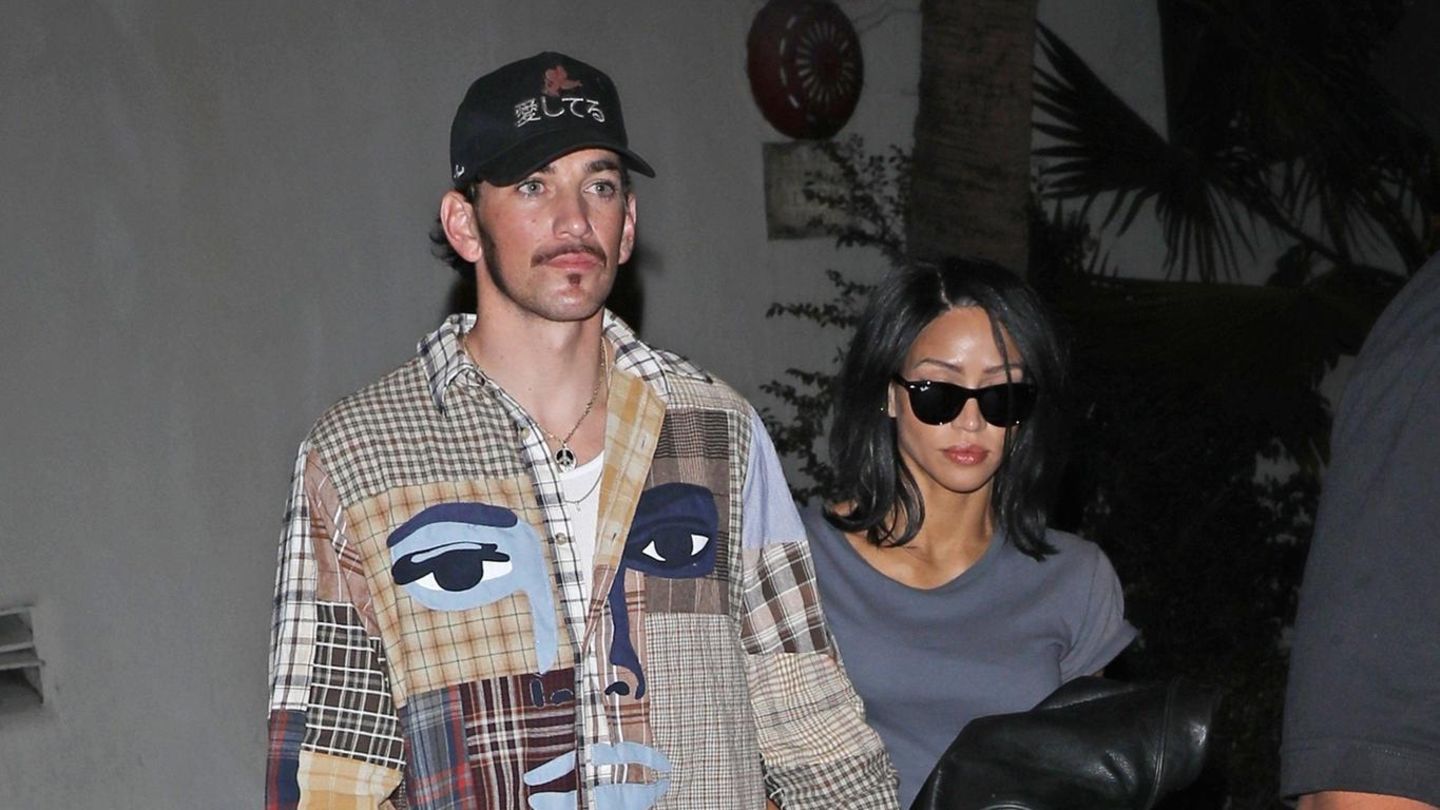 Cassie Ventura: Cassie Venturas Ehemann Alex Fine bricht sein Schweigen