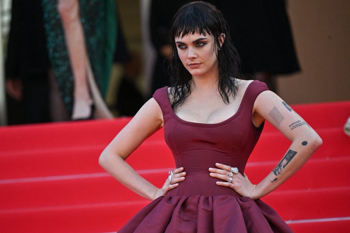 Cara Delevingne in Cannes: Neuer Gothic-Look überrascht | GALA.de