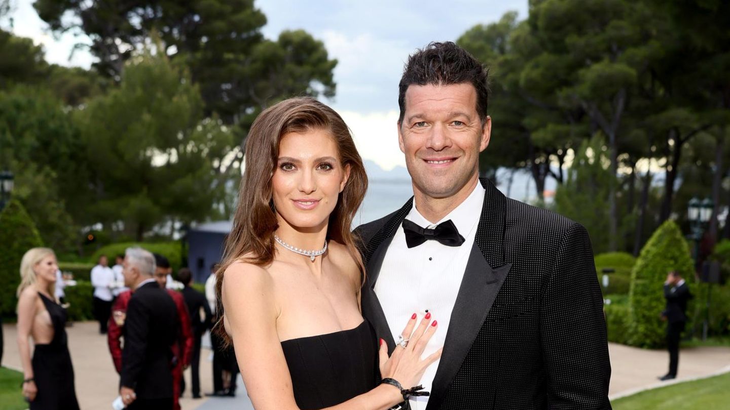 Michael Ballack: Michael Ballack turtelt mit seiner Sophia in Cannes