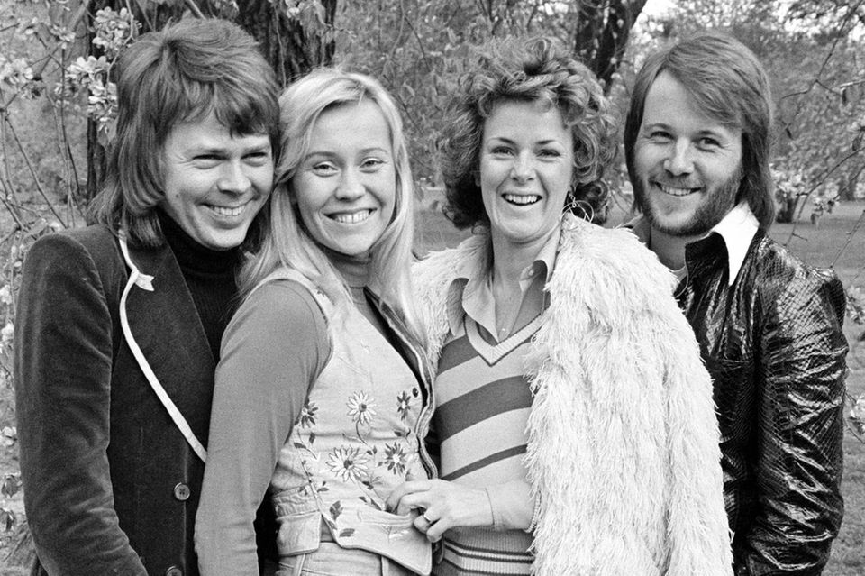 Lena Gercke teilt traumhafte Fotos von Familienurlaub mit ihren Kids ...