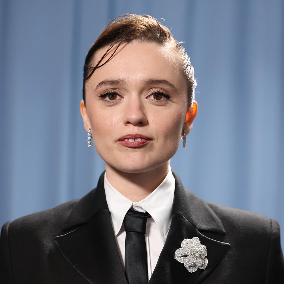 Lena Gercke posiert nackt im Bett – ungewöhnlich lasziv | GALA.de