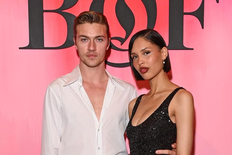 Supermodel wird mit 27 Jahren zum fünften Mal Vater | GALA.de