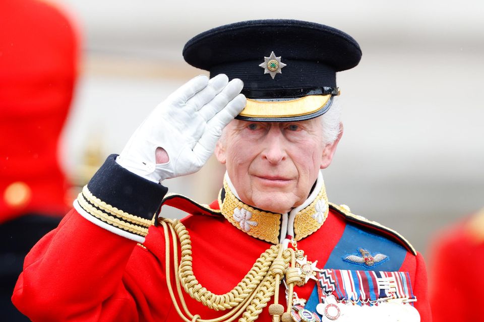 König Charles: So läuft seine Geburtstagsparade "Trooping the Colour ...