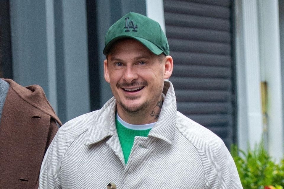 Britischer Popstar wird zum 6. Mal Vater: "Wir haben es wieder getan" | GALA.de