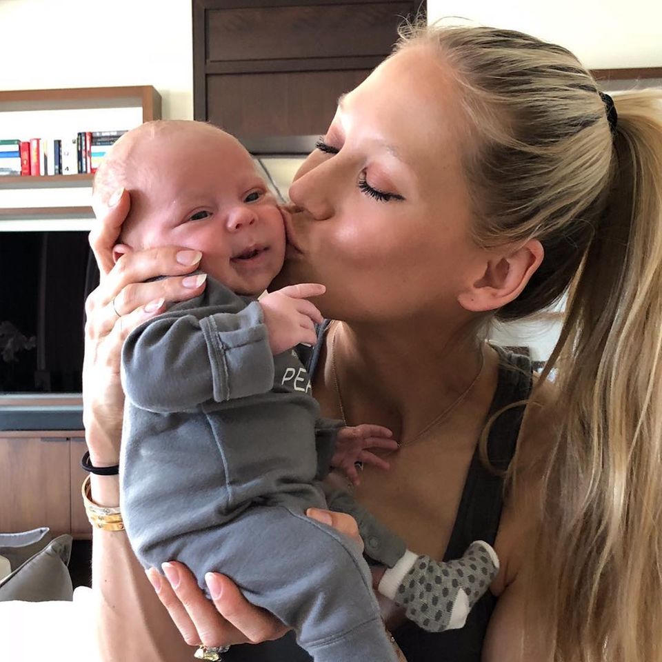 Anna Kournikova + Enrique Iglesias: Babyalarm! Ihre schönsten Familienmomente | GALA.de