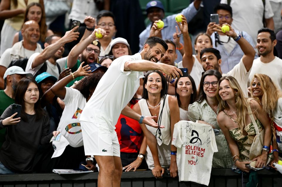 Jannik Sinner + Iga Swiatek: Die Wimbledon Champions lassen es krachen | GALA.de