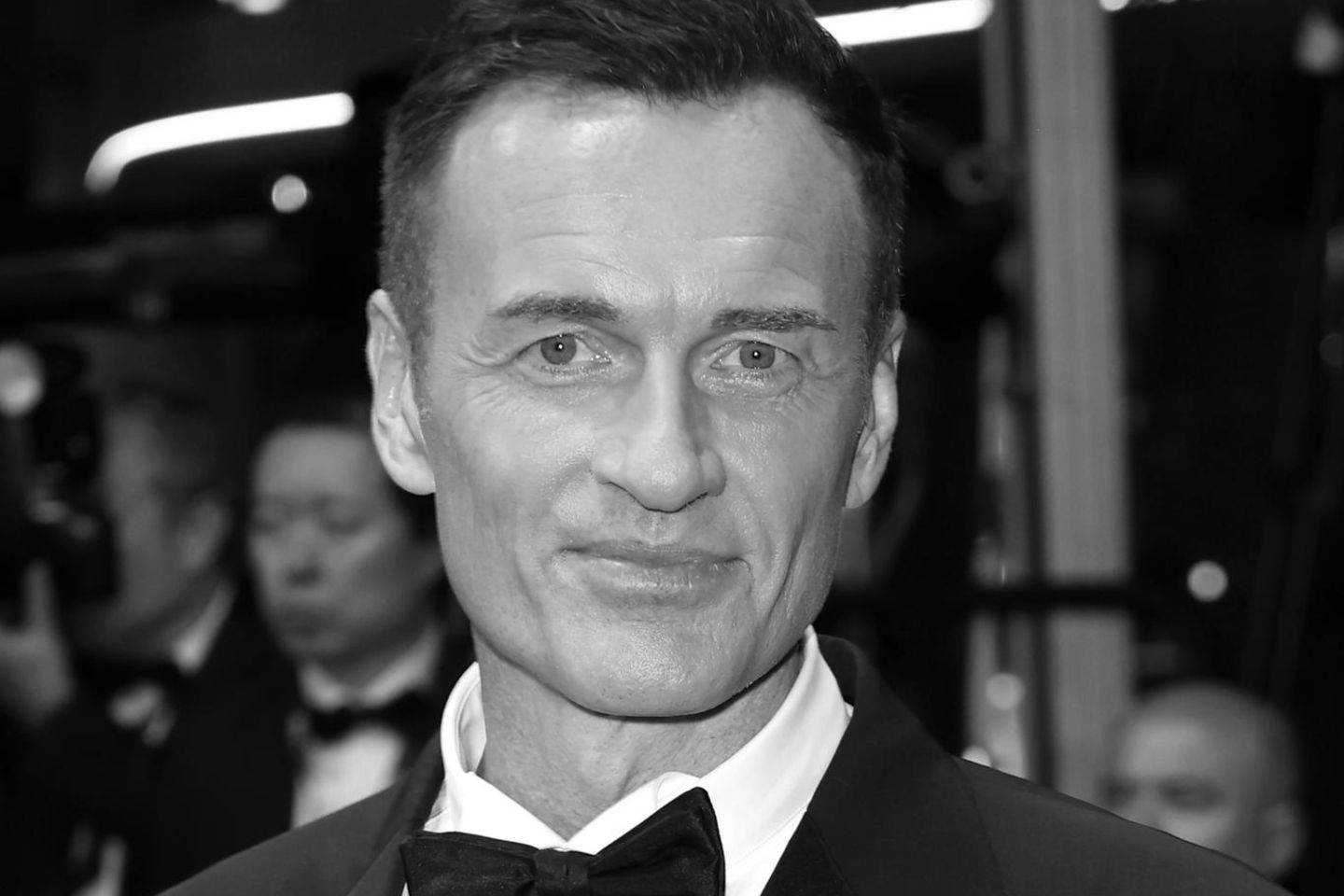 Julian McMahon: Der "Charmed"-Schauspieler ist im Alter von 56 Jahren ...