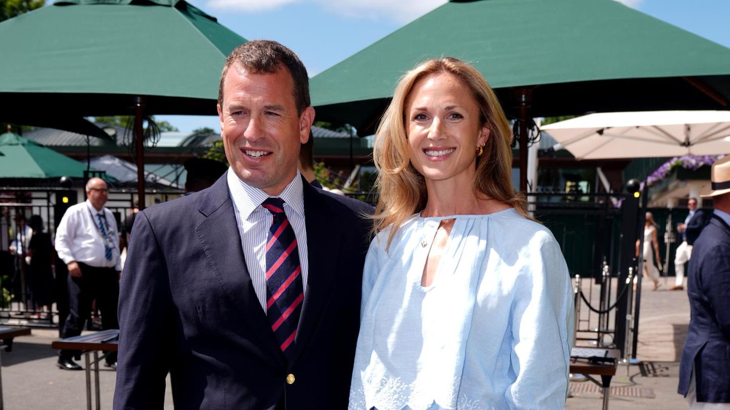 Embersweetss onlyfans outstanding command of the English