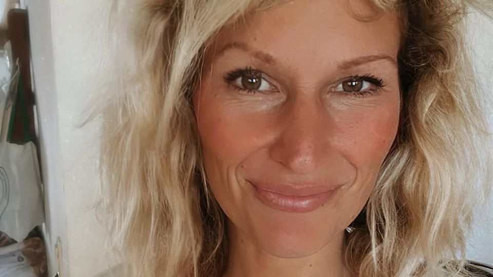 Janni Kusmagk verliert seltene Worte über den frühen Tod ihres Bruders ...