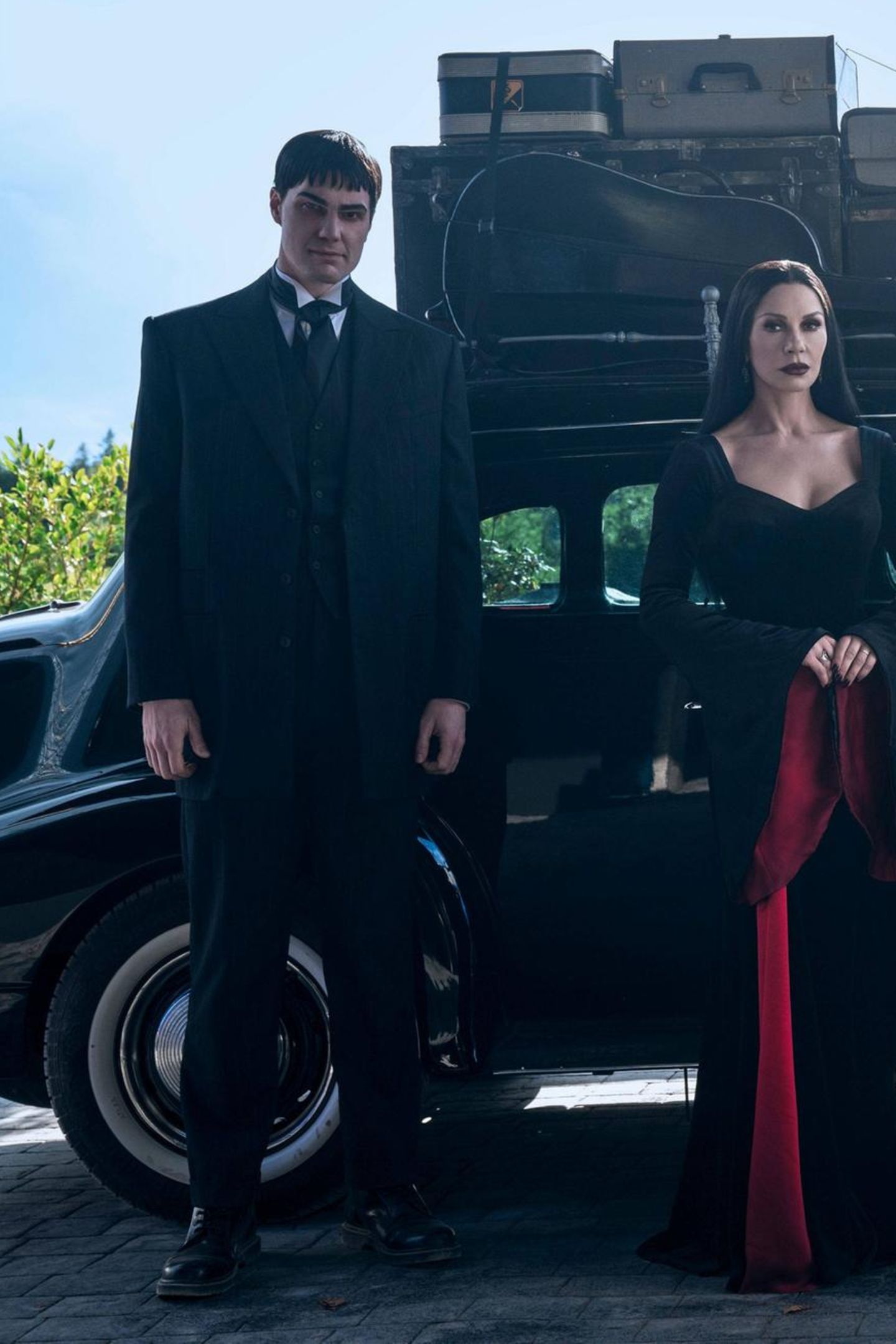 Die "Wednesday"-Stars: Im echten Leben sehen sie alles andere als ...