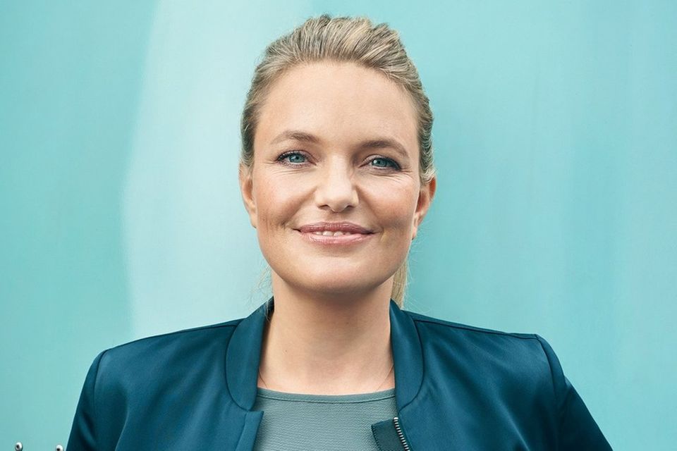 Zehn Jahre "Wir schaffen das": Sarah Tacke zieht in TV-Doku Bilanz ...