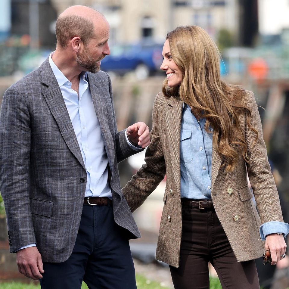 Prinz William: Wiedergefundenes Video zeigt ihn mit Taylor und Jon auf ...