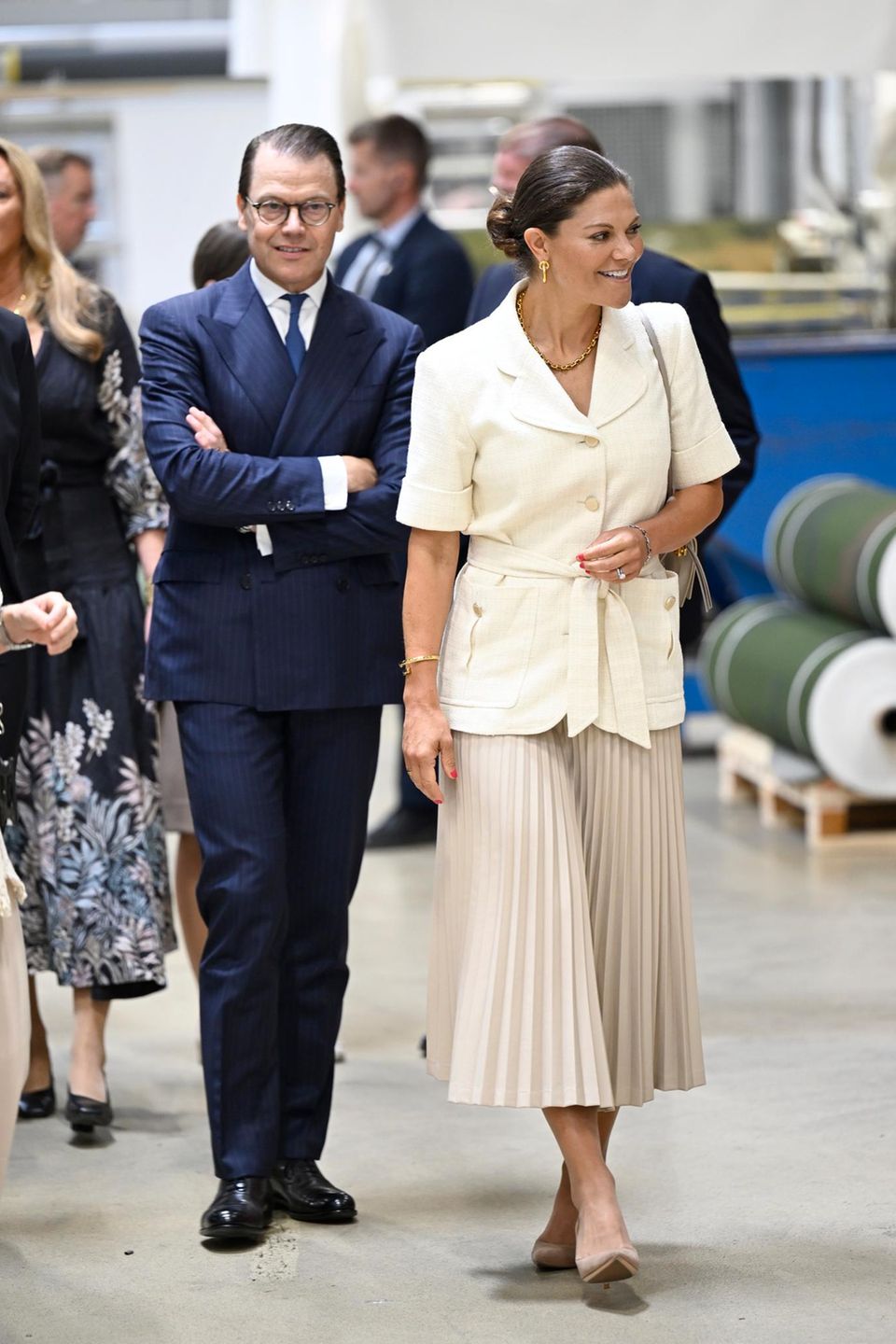 Prinzessin Victoria: In Berlin begeistert sie mit modischer Präzision ...