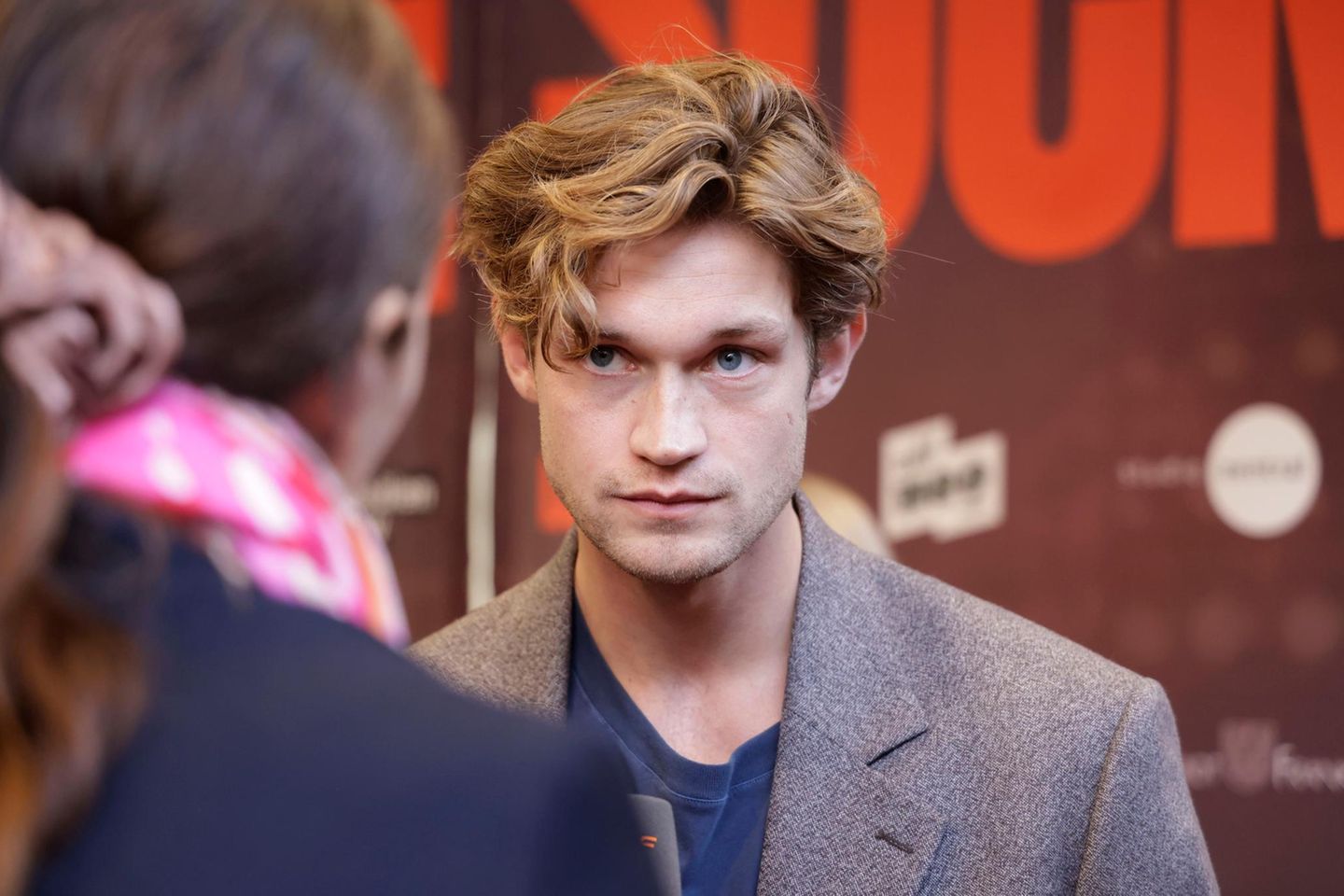 Damian Hardung: Bei "Maxton Hall"-Reunion kämpft er mit den Tränen ...