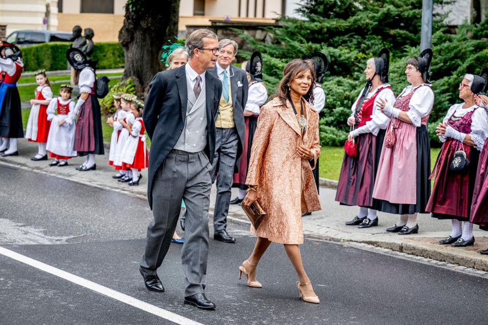 Traumhochzeit in Liechtenstein: Seltener Auftritt von Prinz Maximilian und Prinzessin Angela ...