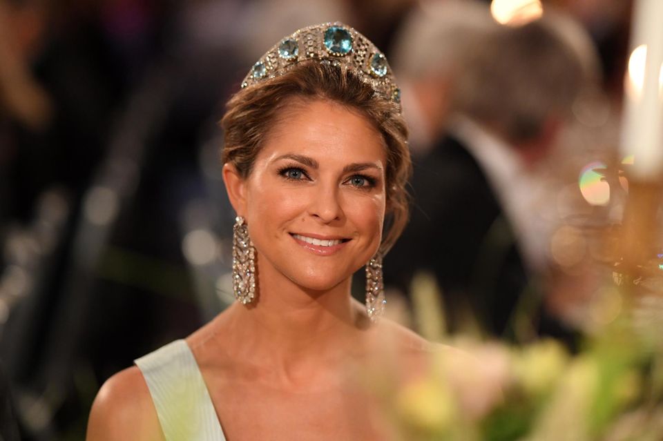 Prinzessin Madeleine: Bei Luxusparty von H&M-Millionär überstrahlt sie ...