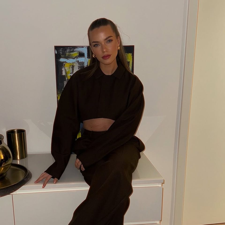 "Exterritorial"-Star Jeanne Goursaud: Das ist unsere Frau bei Netflix ...