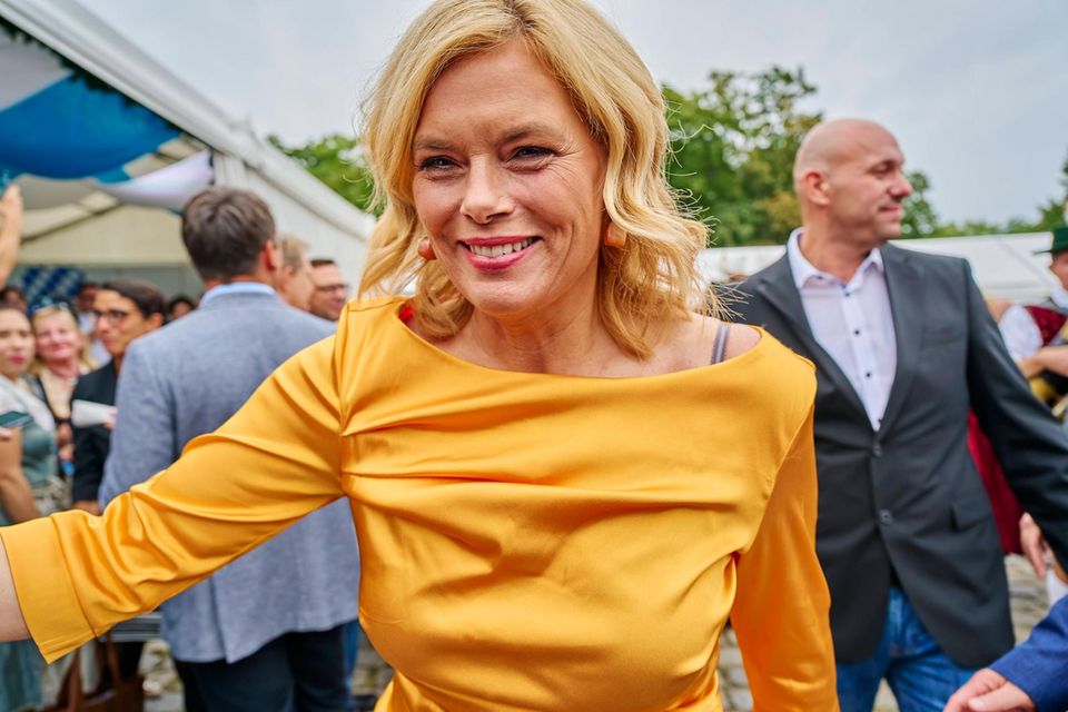 Julia Klöckner: Fotobeweis! Verschmuster Auftritt mit Jörg Pilawa | GALA.de