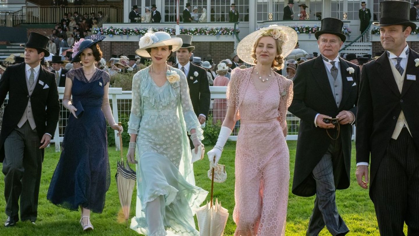 Downton Abbey und die Welt der Familie Crawley: Hinter den Kulissen der ...