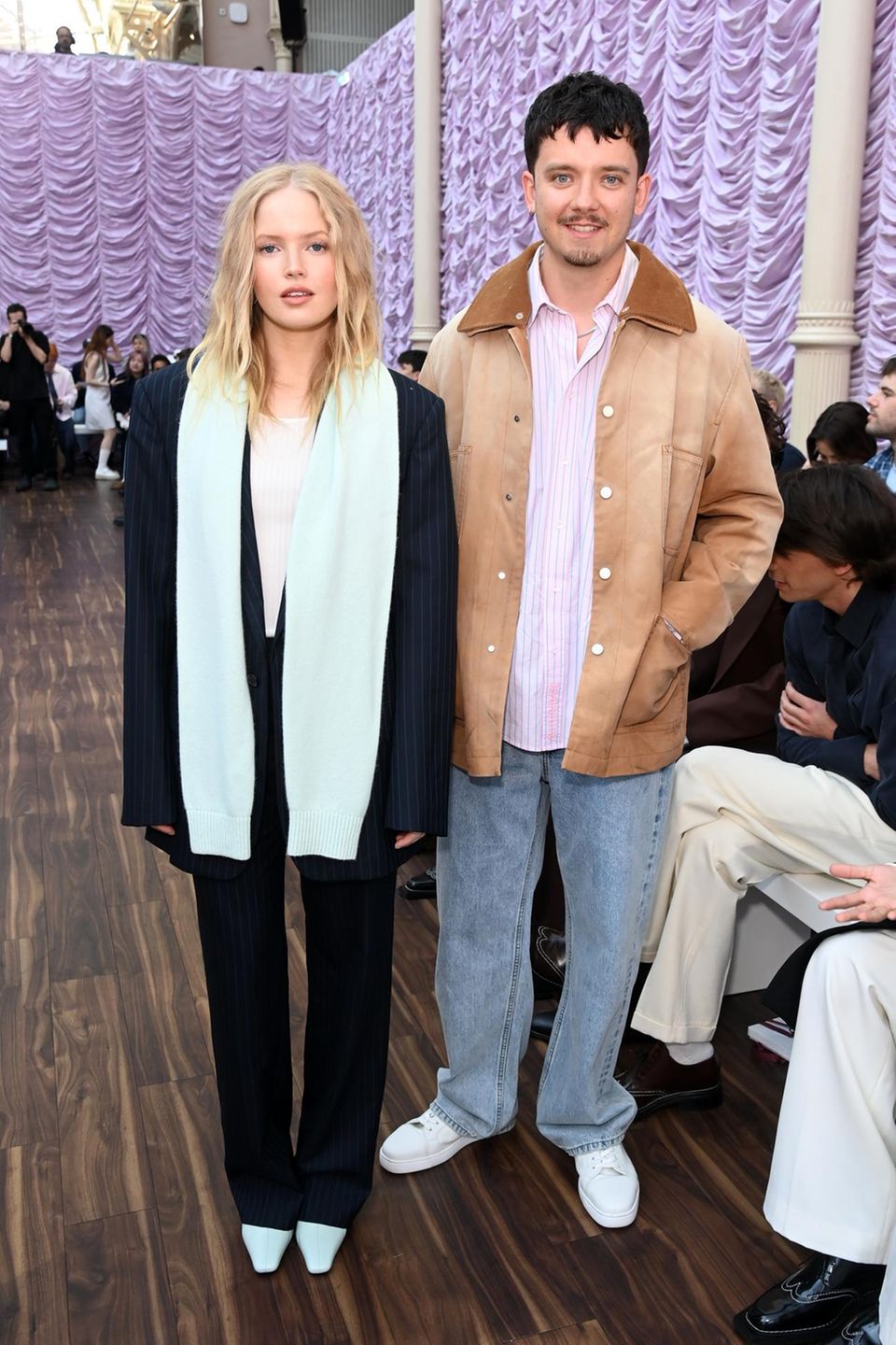 Lila Moss, Twiggy + Co.: Burberry feiert glamourösen Fashion-Week ...